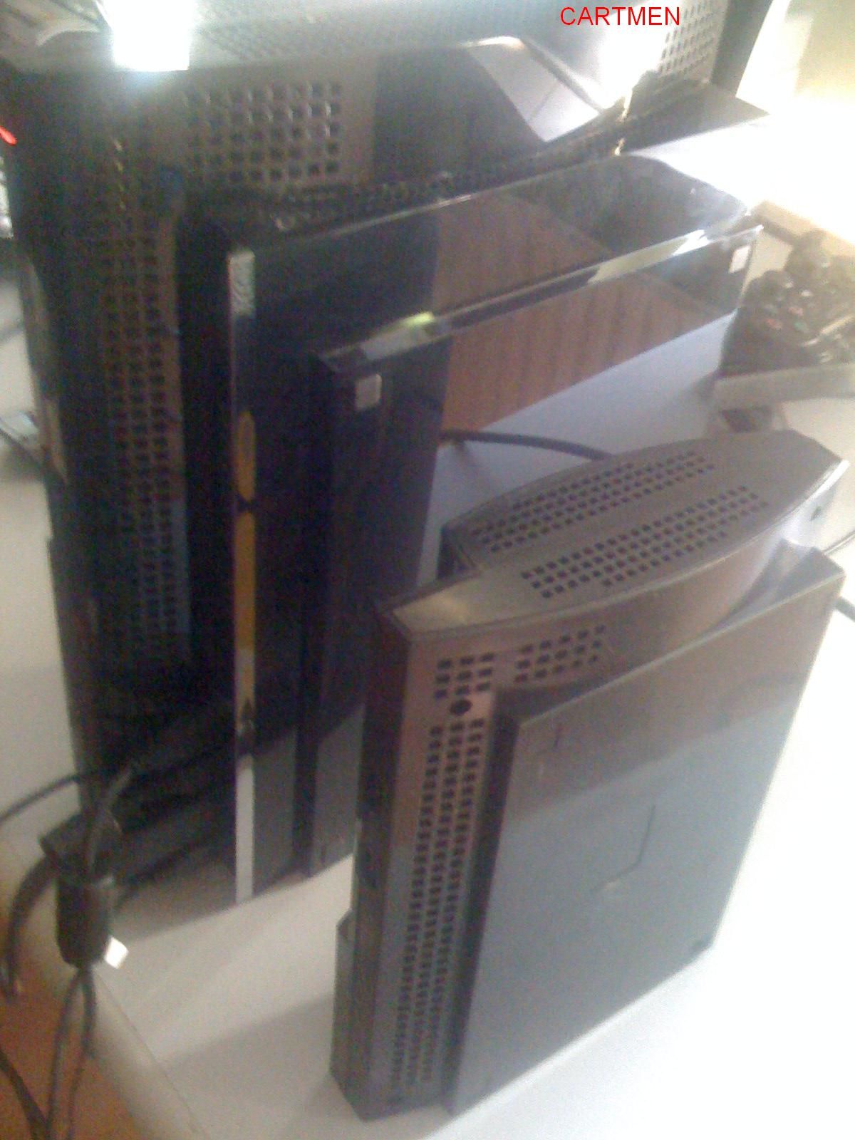 PS3 Slim, Original PS3 Size Comparison