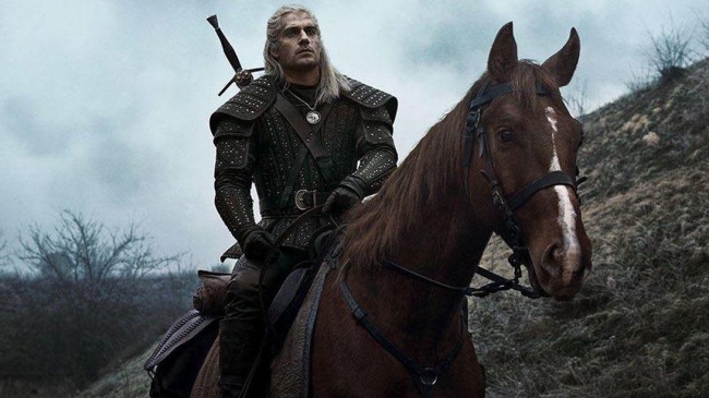 First The Witcher Netflix Trailer Shows Henry Cavill in Action