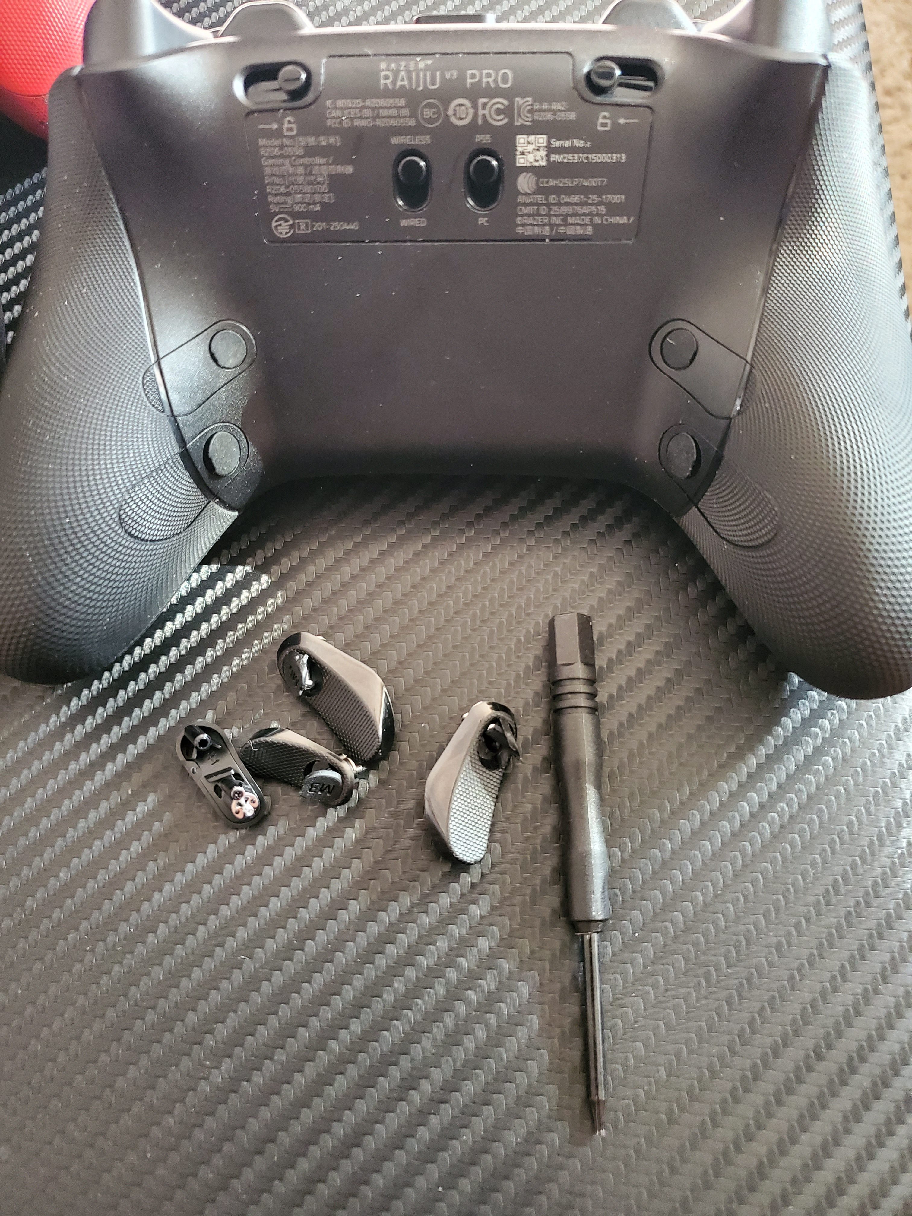 Razer Raiju V3 Pro Controller Review: Engineered for PS5 Domination ...